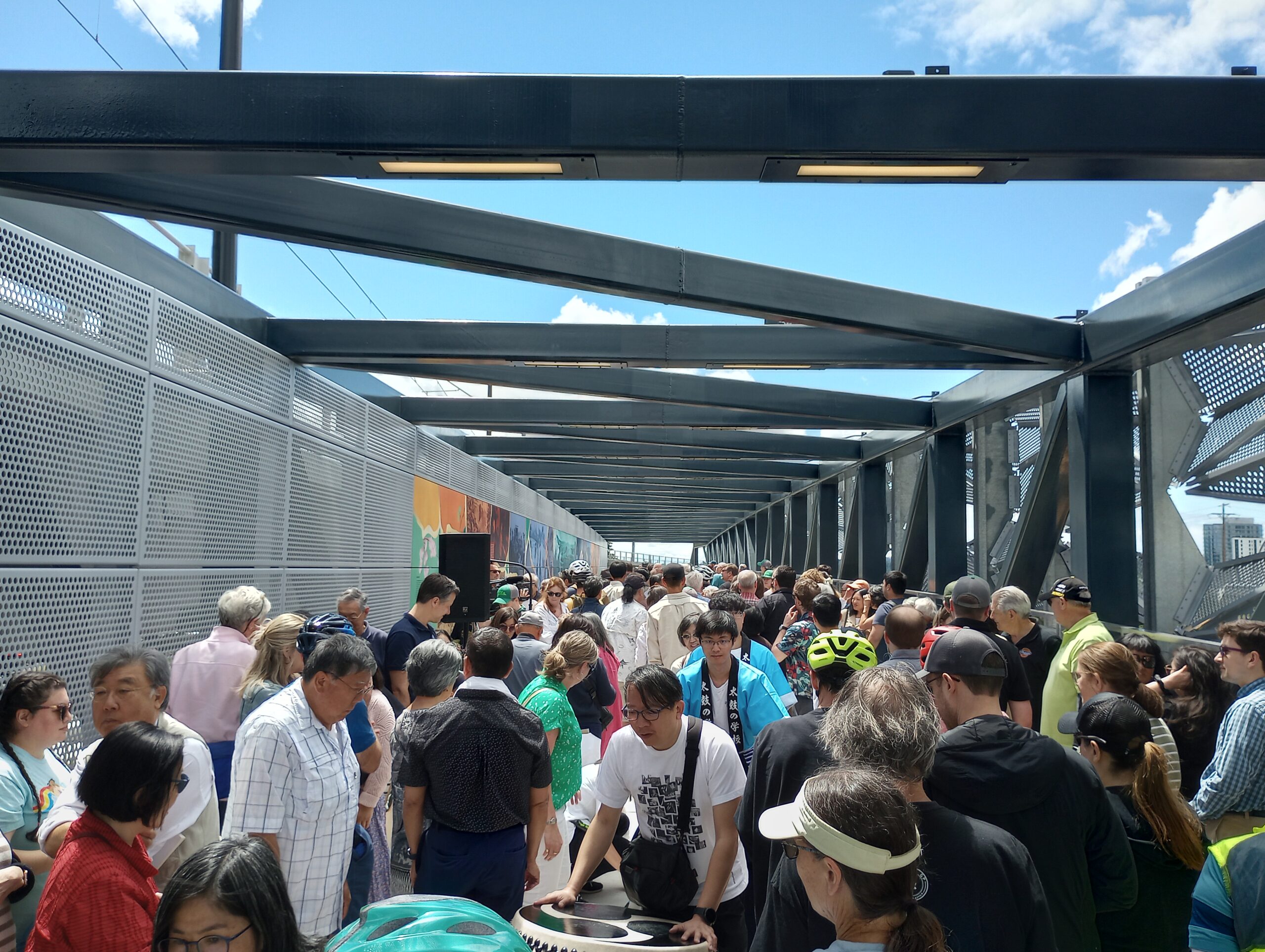 NE 8th Bridge Opens in Bellevue - Eastrail